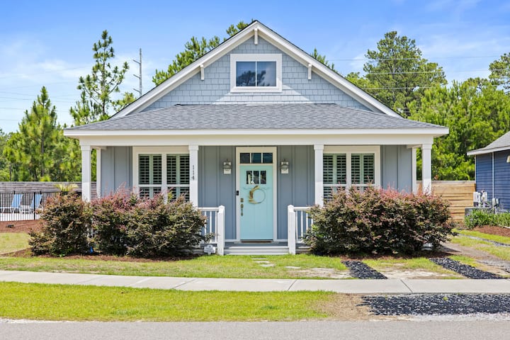 Coastal Bungalow Retreat Minutes To Oib! - Ocean Isle Beach, NC