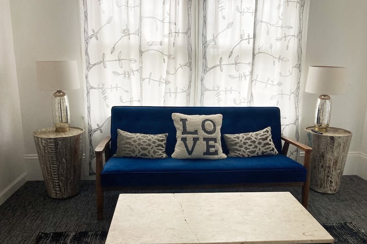 Light Filled Apt, Close To Uc - Oakland, CA