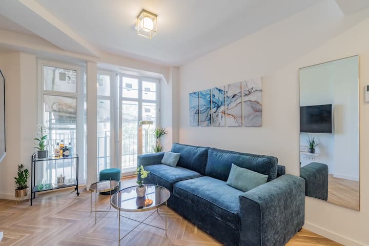 Stylish 1 Bedroom W/balcony By Berlin Wall, Mitte - Berlin