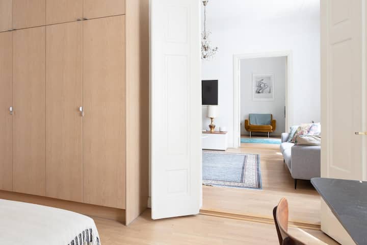 Central 2 Bedroom 2 Full Bathroom Executive Suite - Helsinki