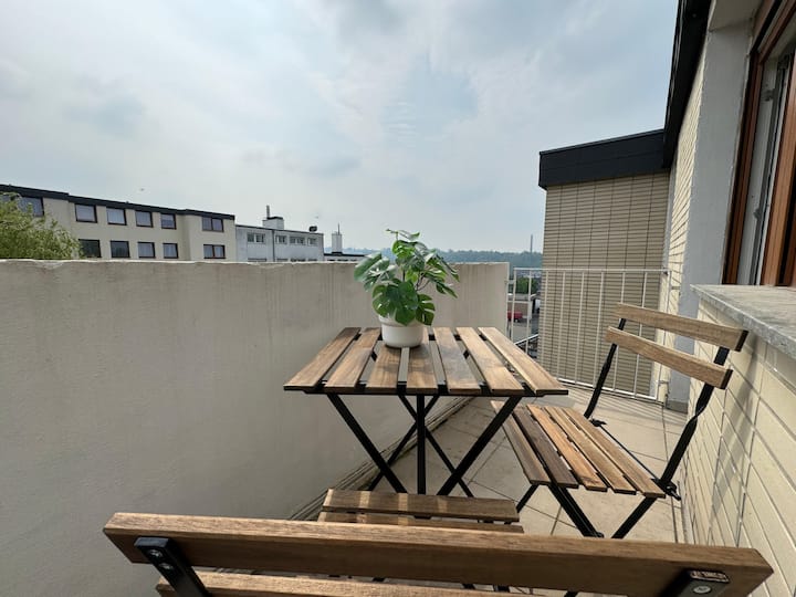 Gemütliche Wohnung Mit Balkon / 7 Einzelbetten - Stolberg