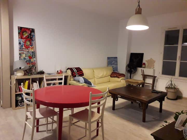 Appartement T2 En Centre Ville - Bayonne