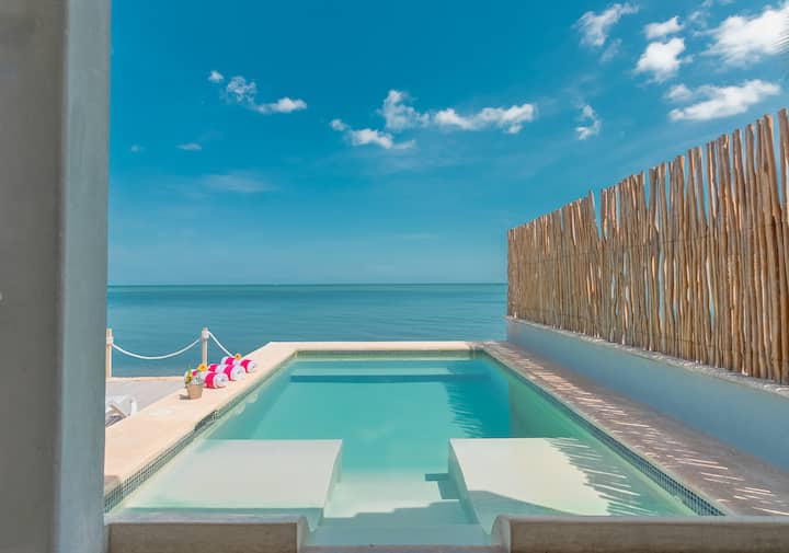 Casa Kokopeli Beachfront House - Telchac Puerto
