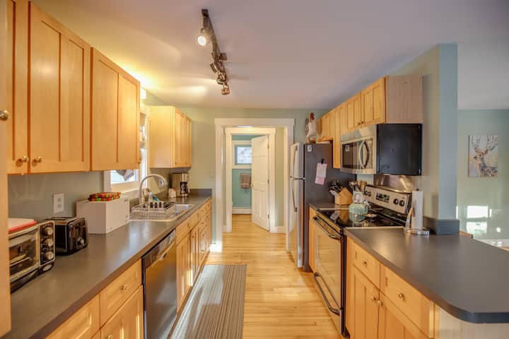 Family Cottage In Franconia - Franconia, NH