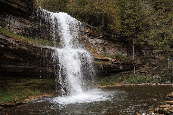 For The Adventurer: A True Off-grid Escape - Ontario