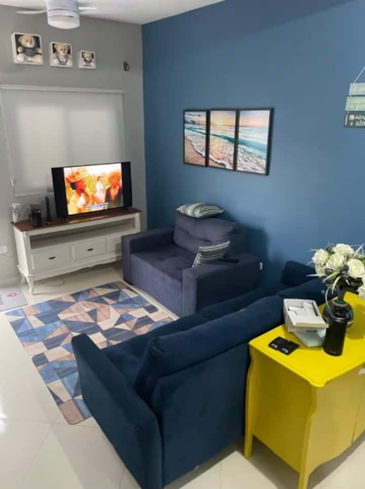 Sobrado Na Praia Com Piscina - Caraguatatuba