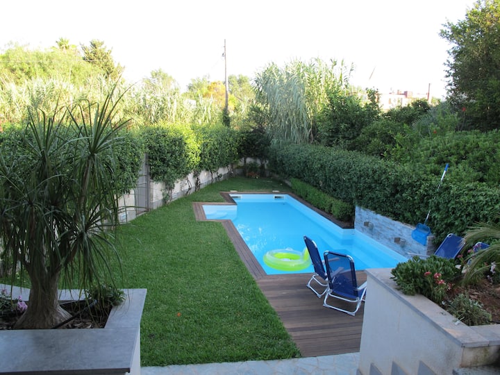 Villa Le Lanterne Pool & Relax - Palermo, Italy