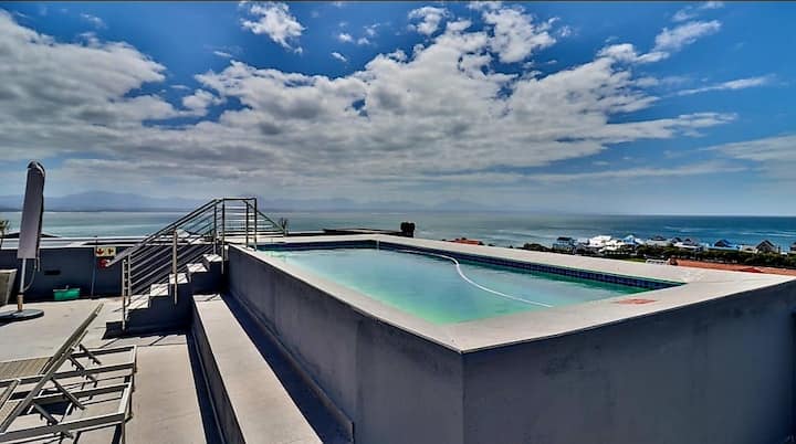 Brand New Mossel Cove With Pool. - Mossel Bay