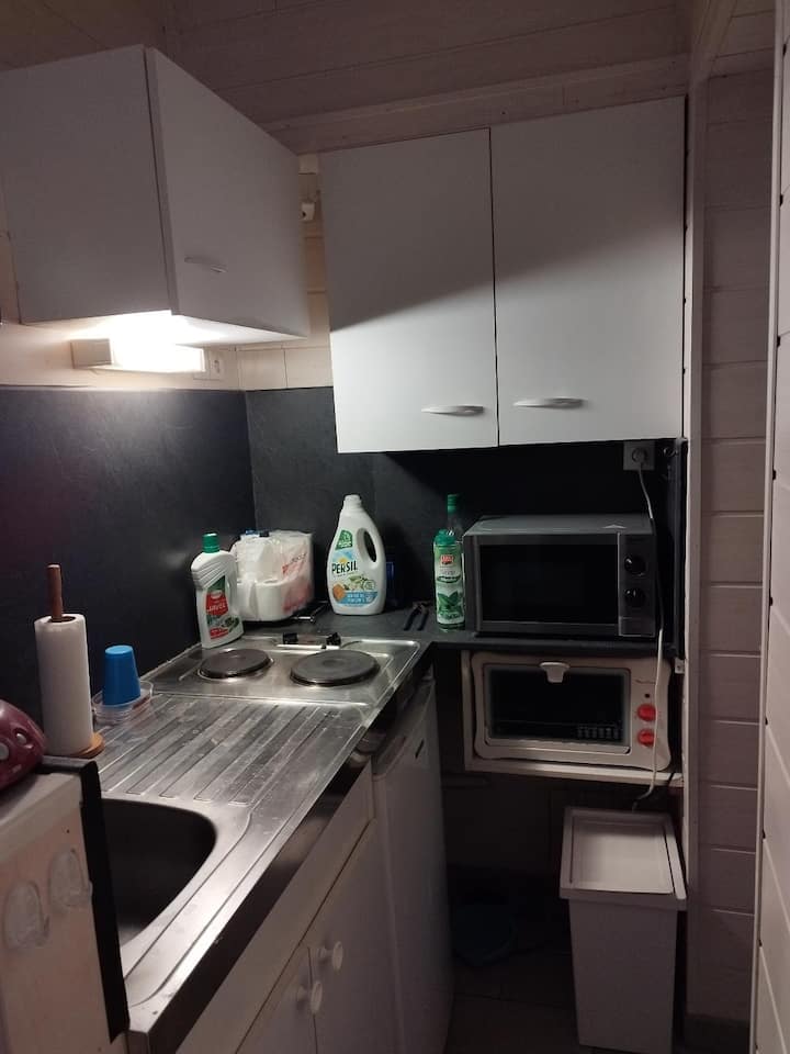 Studio,  Saisonnier Annuel Cure - Vichy