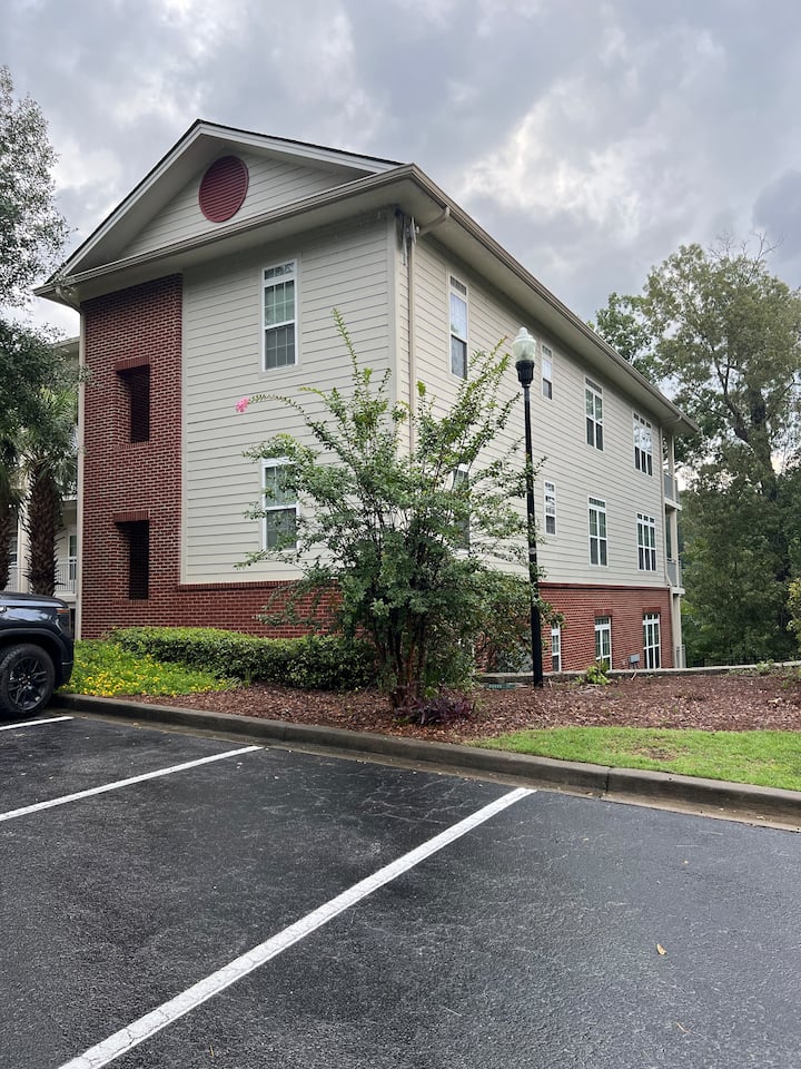 Beautiful Lake Marion Townhome - Lake Marion, SC