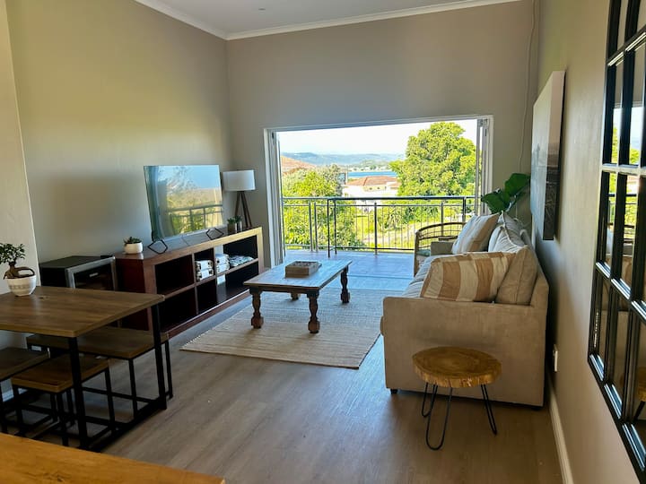 Bright And Sunny Holiday Escape! - Plettenberg Bay