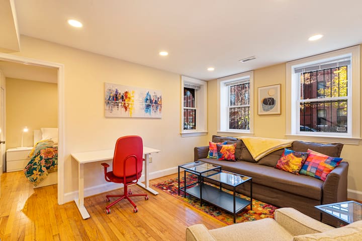 Capitol Hill, Stanton Park, Elegant Apt. 2 - Washington, D.C.