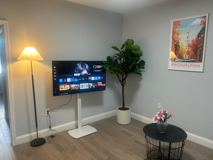 Cozy 2 Bedroom Apartment In Center City! - Rivers Casino Philadelphia