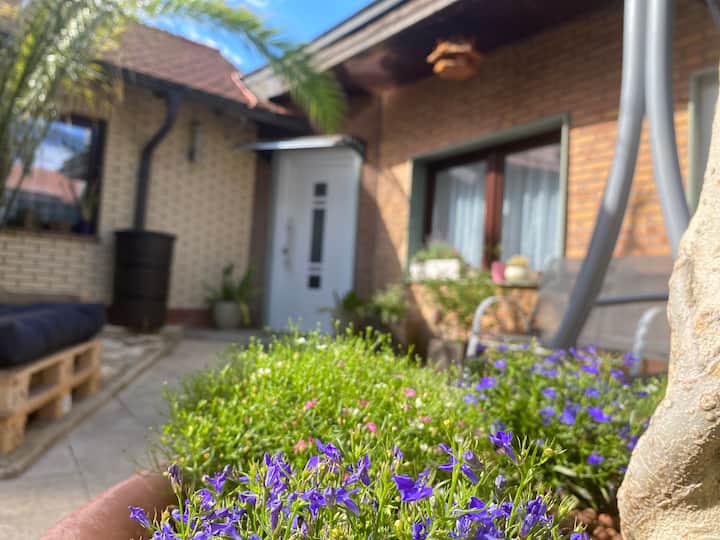 Ferienwohnung Joli-4 Sterne Fewo Für Mensch & Hund - Weißenfels