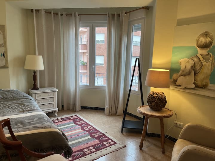 Habitación Muy Luminosa - Alcoy