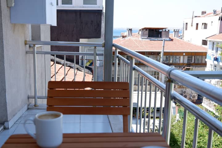 Peacefulflat In Thecenter Ofkadıköy(aır Condıoned - Maltepe