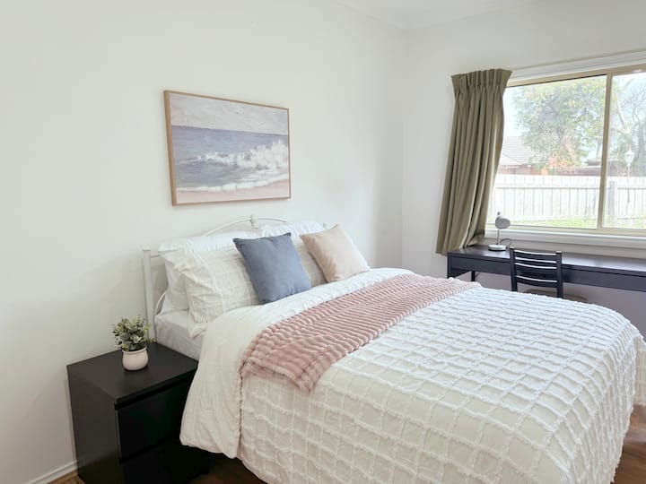Faithfulness In The Corner-highly Hygienic Home - Dandenong