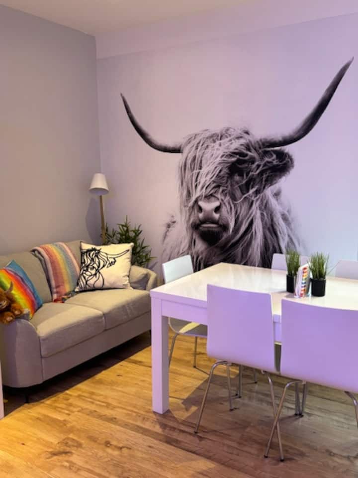 Taylor Close - Spacious Central Ferry Flat - Dundee