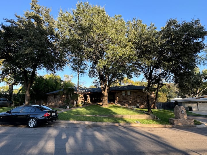 Private 2br Central Dfw Location - Stop 6 - Fort Worth