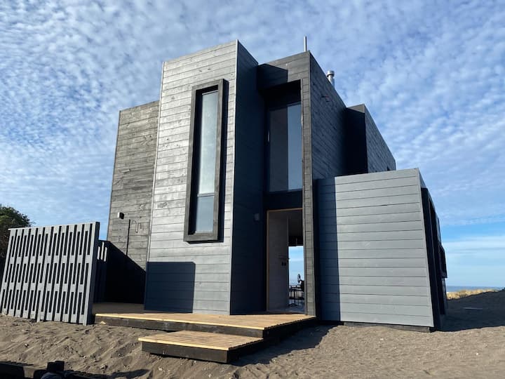 House In Front Of The Sea In Condo, Punta De Lobos - Chile