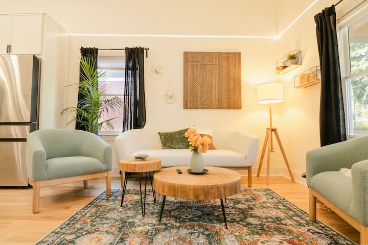 Chic Downtown Bungalow - Atlanta