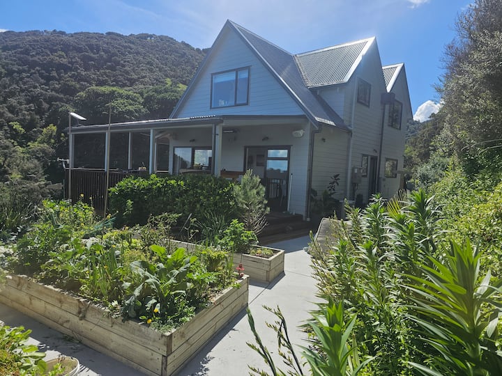 Waikawau Retreat - Tapu