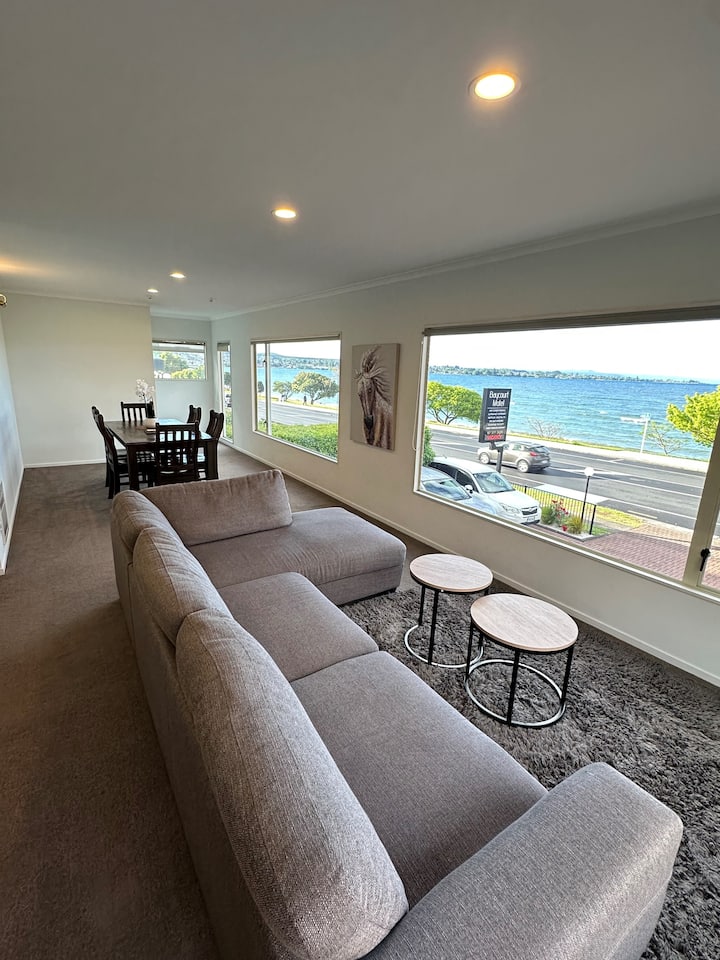 Lakeview Apartment (3 Bedrooms) - Taupō
