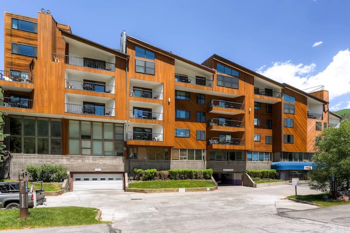 Vail Run Resort Getaway - Vail, CO