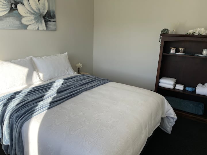 Modern, Comfortable, Central - Whanganui