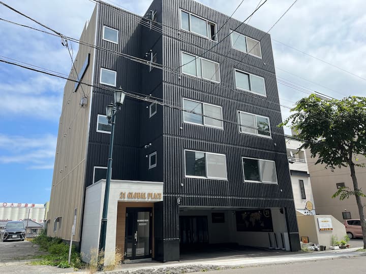 小樽運河徒歩３分！Century21housebankがご提供するダブルベッド　１台デザイナールーム - 오타루시