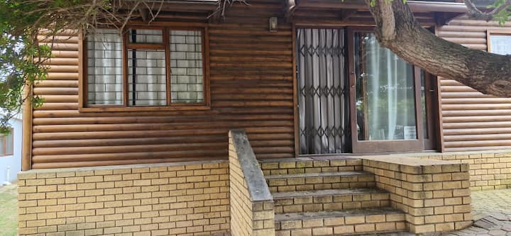 Duinelaan Beach House - Mossel Bay