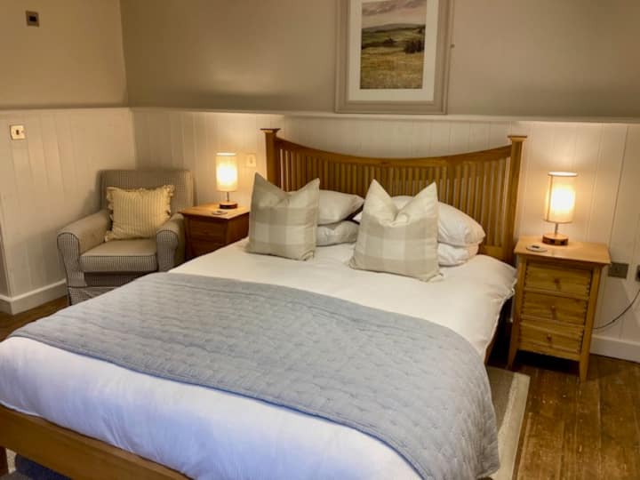 Countryside Guesthouse Room 2 - Bath