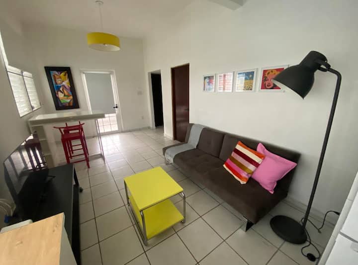 Charming Beachside Apartment Steps From Op Beach - San Juan