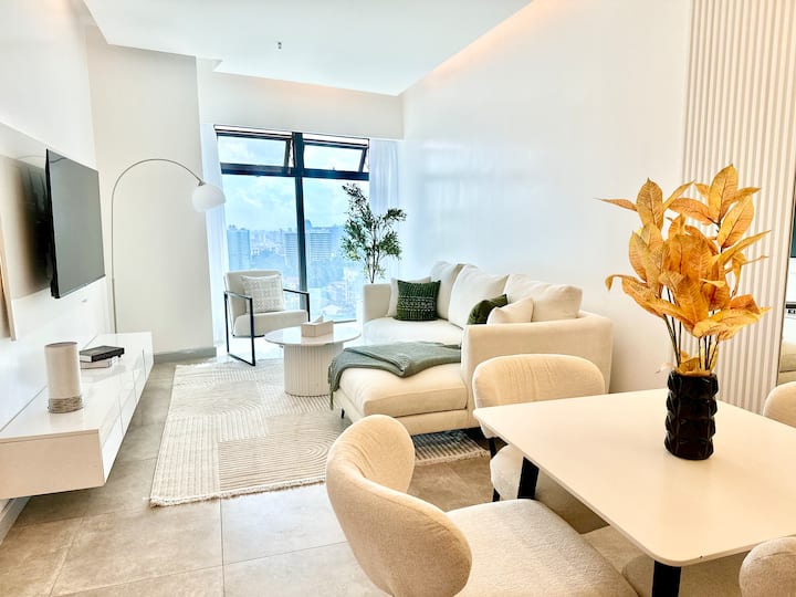 10 West - Chic Urban Escape - 1 Bedroom Apartment - Nairobi