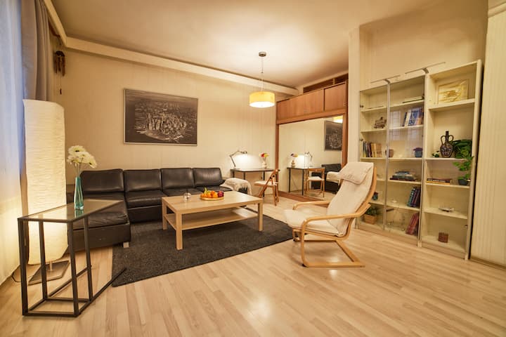Central Luxury Cozy Modern Apartment - ソフィア