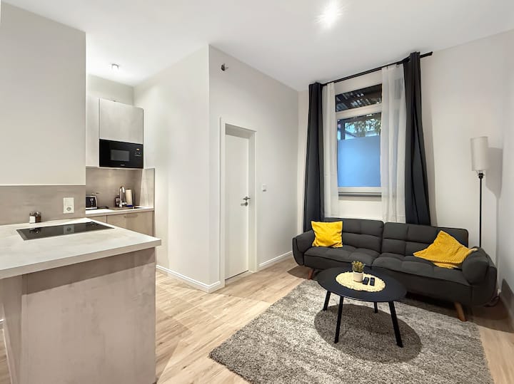 Modernes 2 Zimmer Apartment + Küche - Hanover