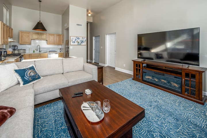 Renovated | Near Uc+tql Stadium | Free Parking-fl1 - Cincinnati, OH