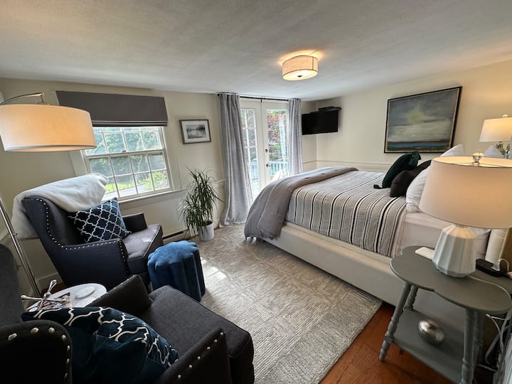The Inn At Perkins Cove Room #4 - Ogunquit, ME