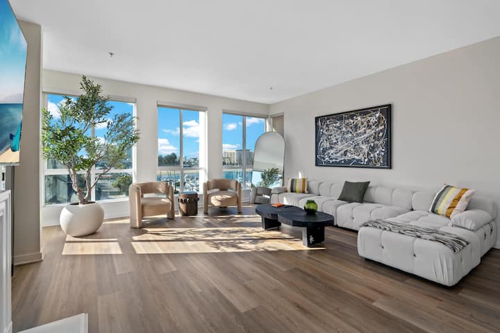 Coastal Bliss | Luxe 2br Retreat In Mdr/venice/sm - Santa Monica, CA