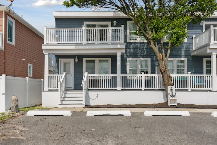 Beach Block Condo/parking/patio/beach Views - Brigantine, NJ