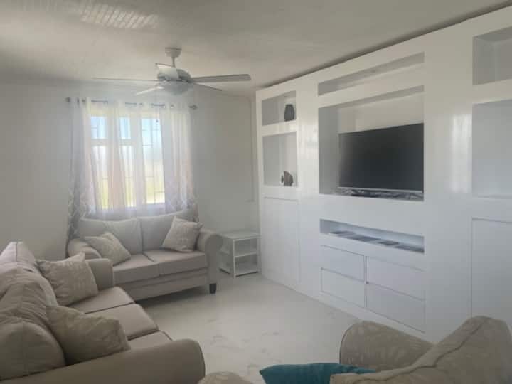 Modern 2 Bedroom Apartment In Bridgetown - Barbados