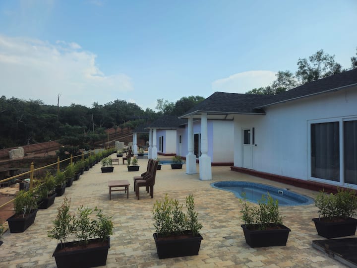 Revellers Suite With Private Pool 3 - Gokarna