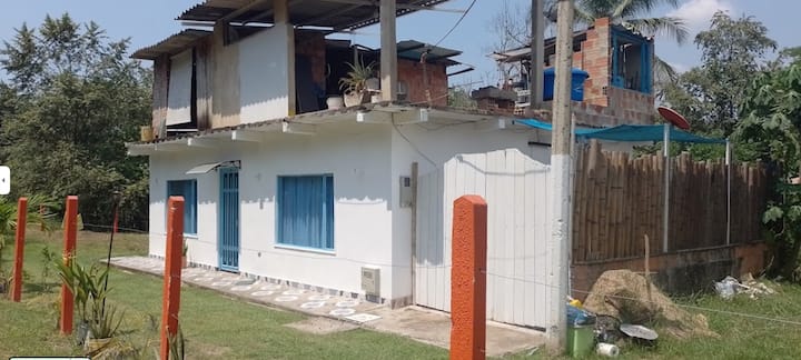 Casa Campestre Melgar - Carmen de Apicalá