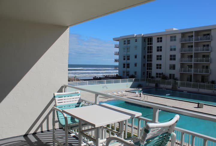 Wave Watching At New Smyrna Beach - New Smyrna Beach, FL