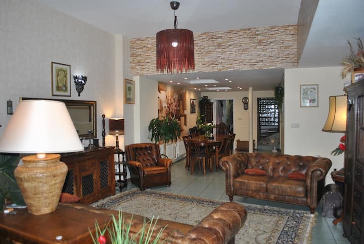 Beautiful Furnished House For U - Brasschaat