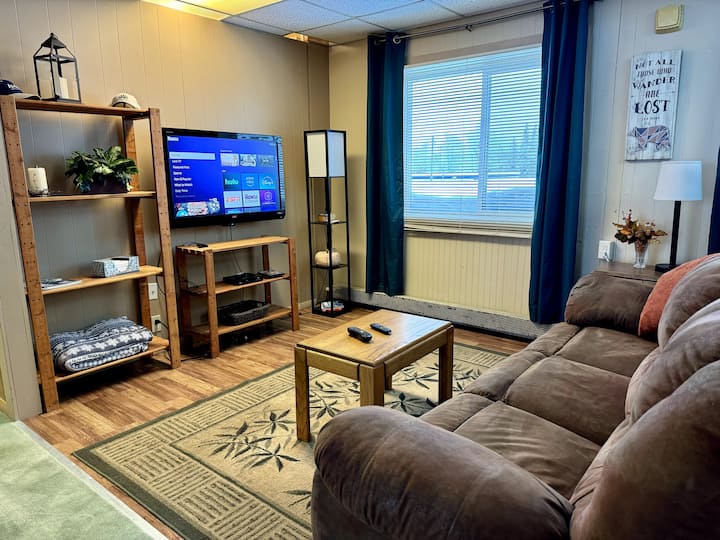 Old Town Kenai Apartment - Kenai, AK