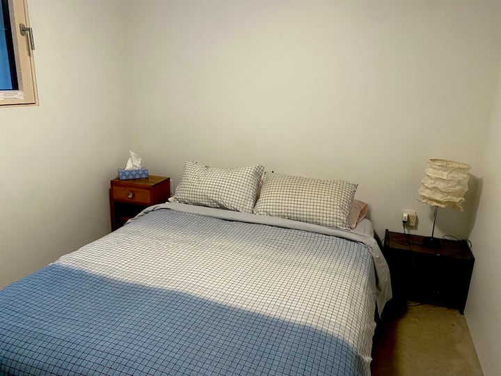 Cozy Retreat In Prime Location - Vancouver