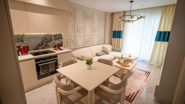 Центр Алании в 100 м от моря - Alanya
