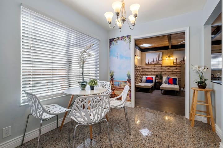 Stunning Modern 3 Br Home - San Leandro, CA