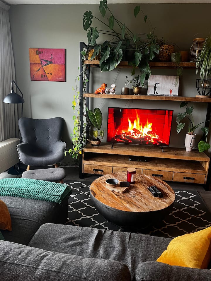 Cozy Green Oasis In Amsterdam West With Canal View - Ámsterdam